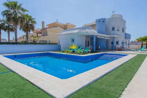 Villa to rent in La Manga Del Mar Menor, Murcia - € 1,650 | Ref: RENT ...