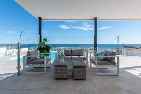 Villa for sale in La Duquesa, Malaga - € 2,425,000 | Ref: TPA044201 | Kyero