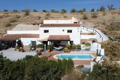 Country house for sale in Fontanar, Jaen - € 165,000 | Ref: v3120 | Kyero