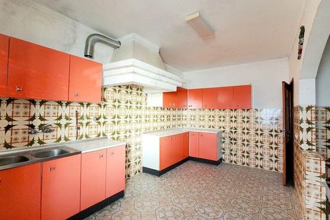 Town house for sale in Nisa, Portalegre - € 225,000 | Ref: 734626 | Kyero