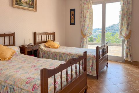 Villa for sale in Cavalaire-sur-Mer, Var - € 1,050,000 | Ref: HH ...