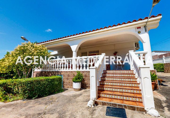 Villa for sale in Montserrat, Valencia - € 315,000 | Ref: 1292/5940 | Kyero