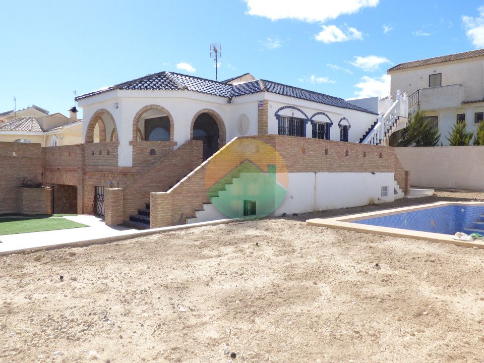 Properties for sale in Camposol | Kyero