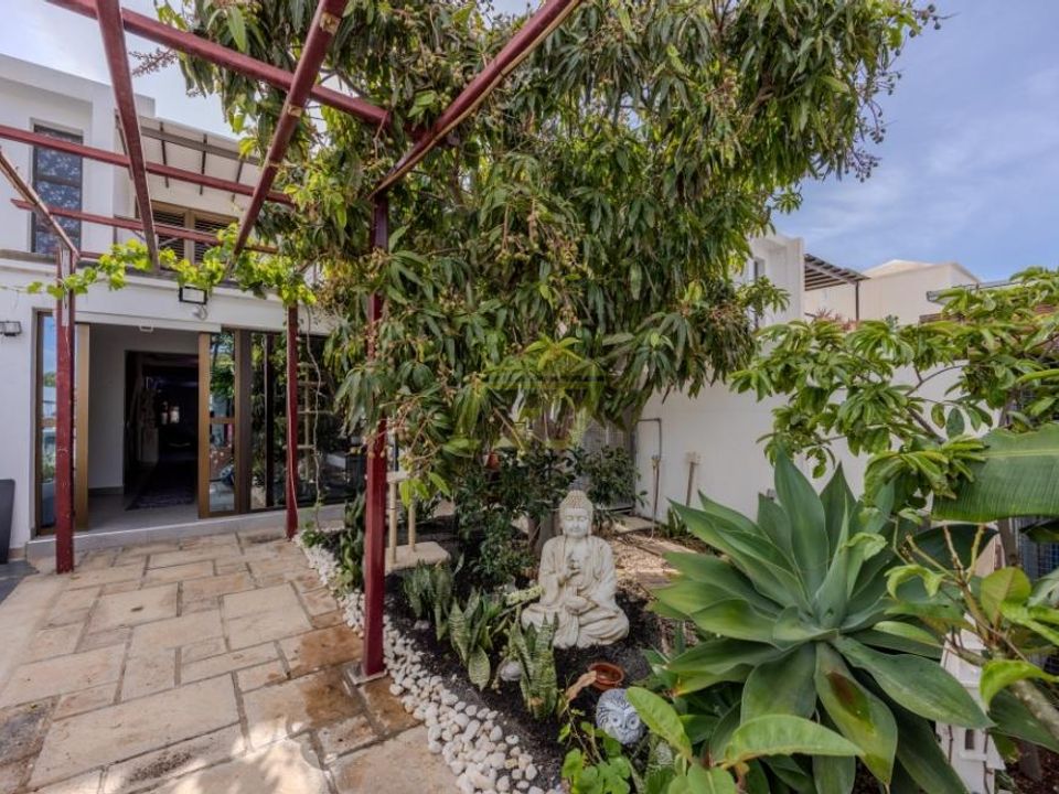 Property for Sale in Costa Teguise - Buy Apartments, Villas & More | Kyero