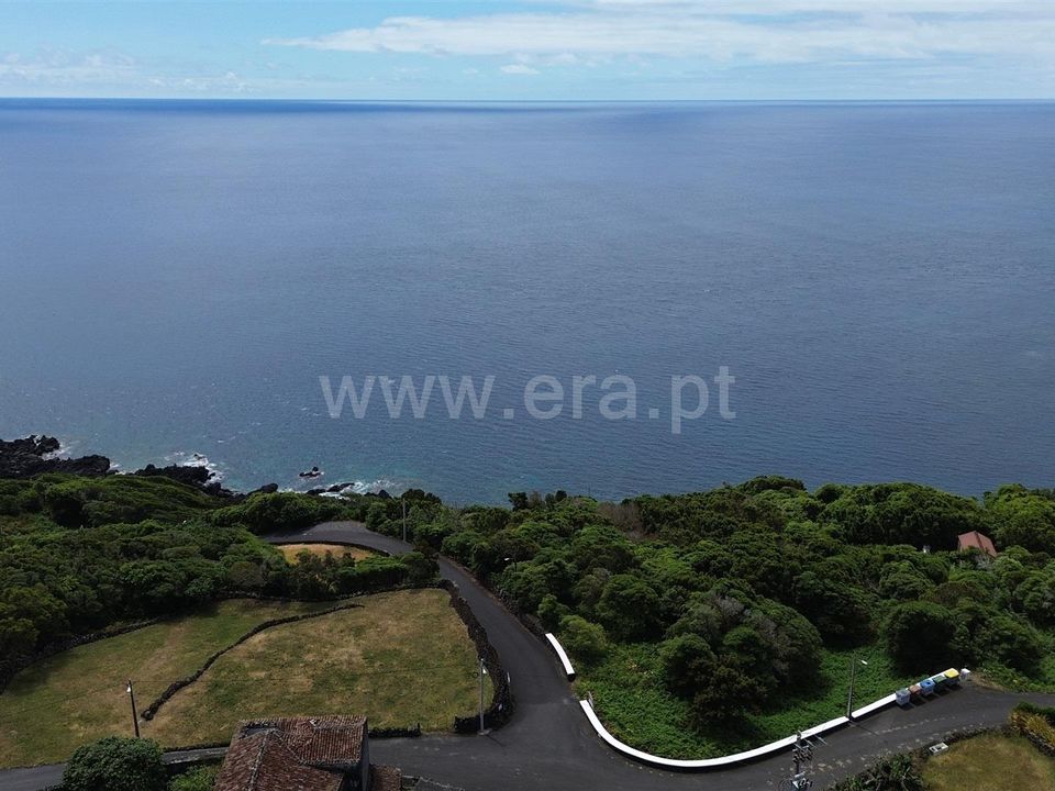 Era Horta & Pico - Properties for sale in Portugal | Kyero
