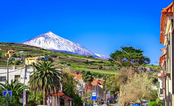 A guide for how to get Spanish citizenship in 2025 | Kyero